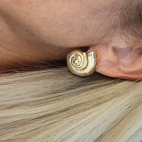 Ear Envy | Jewelry | Nautilus Shell Statement Earrings | Poshmark